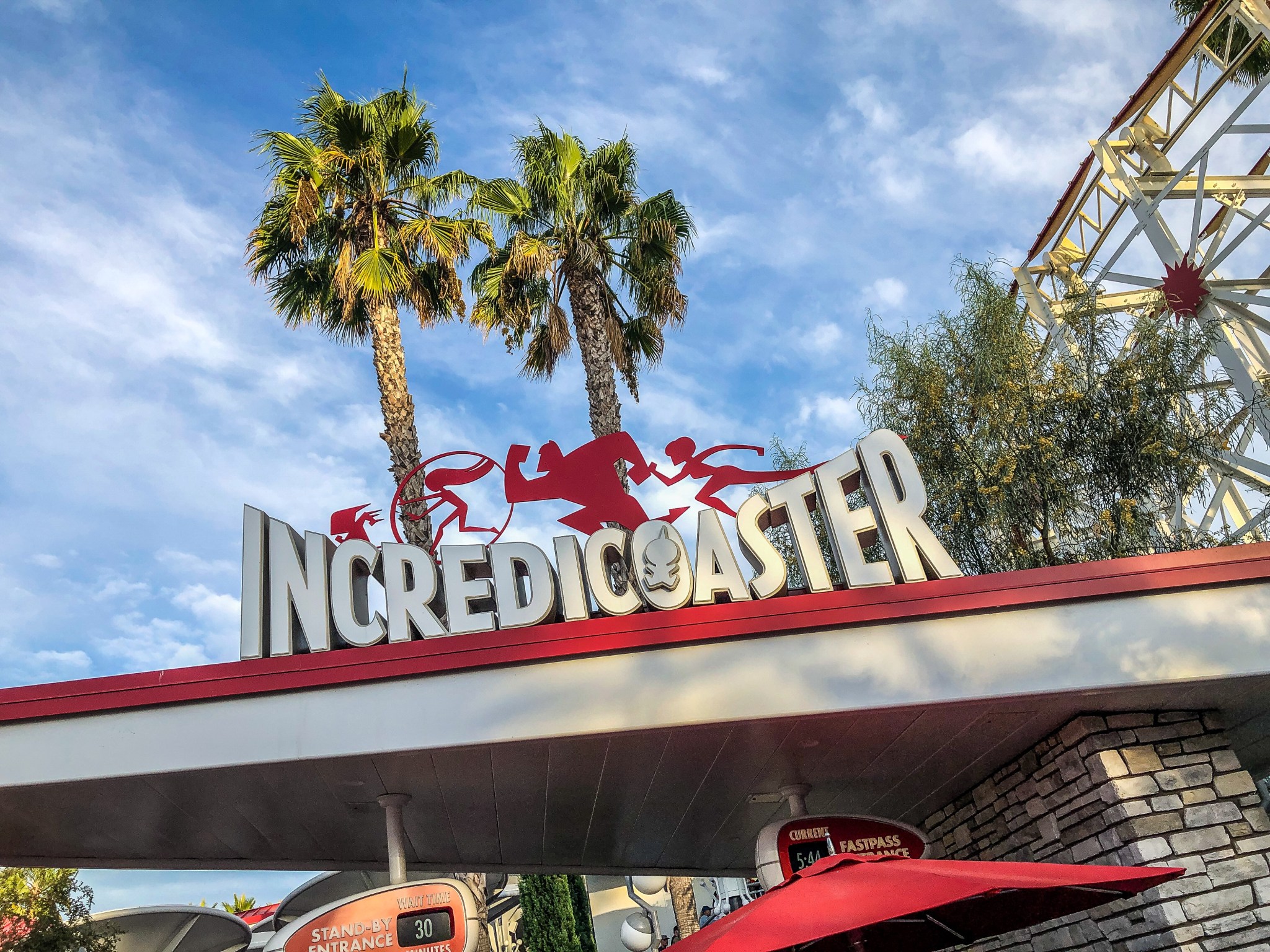 Incredicoaster – Front Seat Video! – Disneyland With Dad